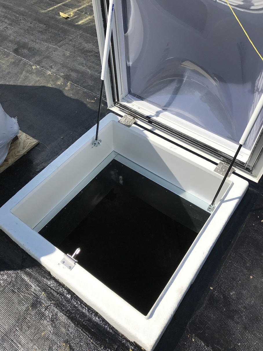 lamilux, Uveriba, dumulukas, izeja uz jumtu, EN12101-2